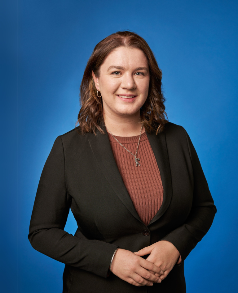 Nicole Saunders - Wynn Williams